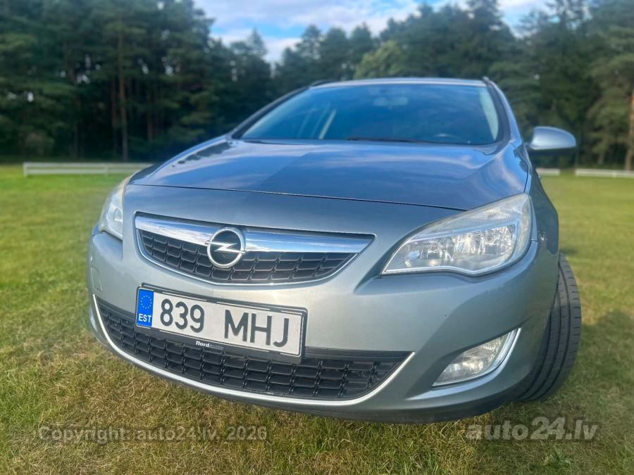Zaļš Opel Astra 2012 Narva, ar dzinēja tilpumu 1.60 L un nobraukumu 310 tūkst. km par 2200 €, foto 6 vietnē AUTOMOTO.COM.LV