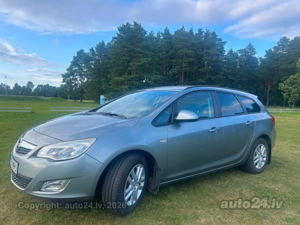 Zaļš Opel Astra 2012 Narva, ar dzinēja tilpumu 1.60 L un nobraukumu 310 tūkst. km par 2200 €, foto 6 vietnē AUTOMOTO.COM.LV