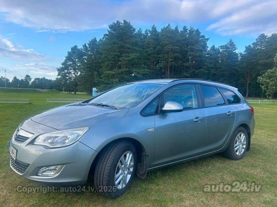 Zaļš Opel Astra 2012 Narva, ar dzinēja tilpumu 1.60 L un nobraukumu 310 tūkst. km par 2200 €, foto 7 vietnē AUTOMOTO.COM.LV