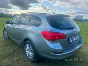 Zaļš Opel Astra 2012 Narva, ar dzinēja tilpumu 1.60 L un nobraukumu 310 tūkst. km par 2200 €, foto 8 vietnē AUTOMOTO.COM.LV