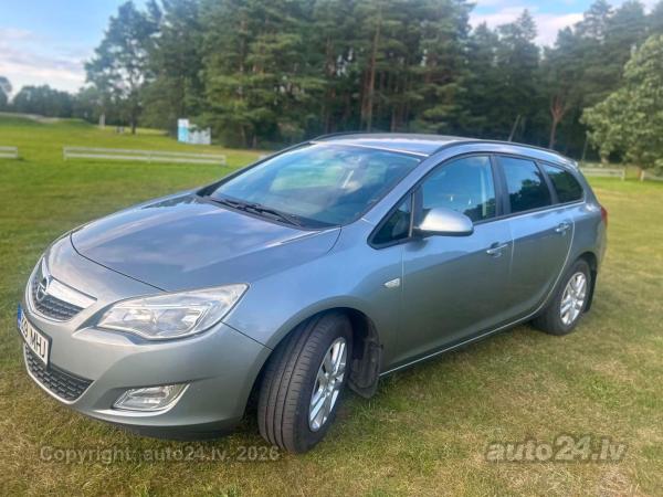 Zaļš Opel Astra 2012 Narva, ar dzinēja tilpumu 1.60 L un nobraukumu 310 tūkst. km par 2200 €, foto 9 vietnē AUTOMOTO.COM.LV
