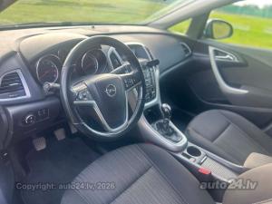 Zaļš Opel Astra 2012 Narva, ar dzinēja tilpumu 1.60 L un nobraukumu 310 tūkst. km par 2200 €, foto 15 vietnē AUTOMOTO.COM.LV