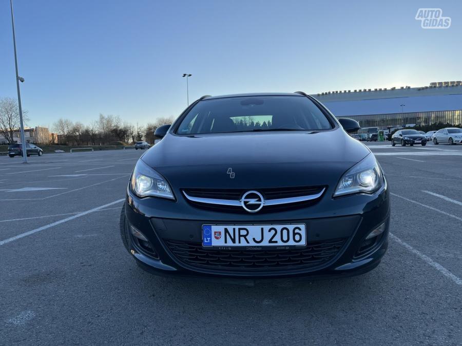 Zaļš Opel Astra 2014 Šauļi, ar dzinēja tilpumu 1.40 L un nobraukumu 206 tūkst. km par 5500 €, foto 2 vietnē AUTOMOTO.COM.LV