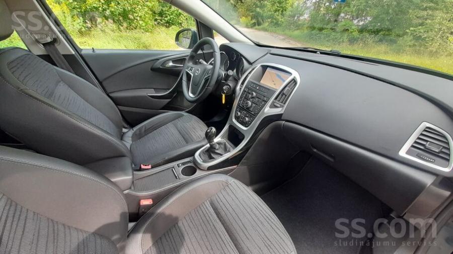 Zaļš Opel Astra 2015 Rīga, ar dzinēja tilpumu 1.60 L un nobraukumu 162 tūkst. km par 5400 €, foto 28 vietnē AUTOMOTO.COM.LV