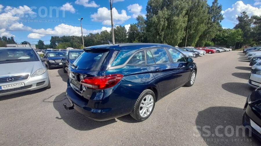 Zaļš Opel Astra 2017 Rīga, ar dzinēja tilpumu 1.60 L un nobraukumu 187 tūkst. km par 7000 €, foto 12 vietnē AUTOMOTO.COM.LV