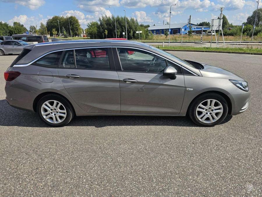 Зеленый Опель Астра 2019 в Укмерге, объемом двигателя 1.60 л и пробегом 224 тыс. км за 6350 €, фото 6 на AUTOMOTO.COM.LV