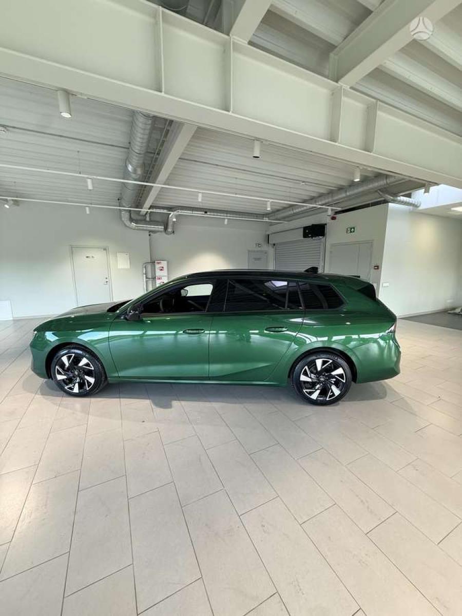 Green Opel Astra 2026 in Siauliai, with an engine capacity of 1.20 L and mileage of 0 thousand km for 27950 €, photo 8 on AUTOMOTO.COM.LV