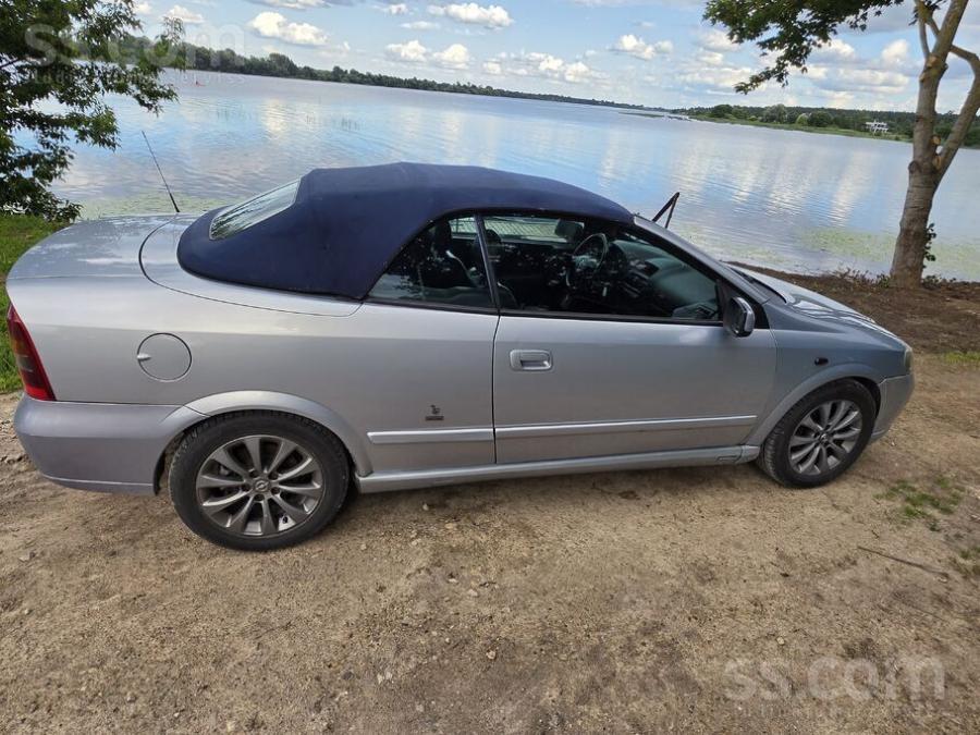 Серый Опель Астра 2001 в Рига, объемом двигателя 1.80 л и пробегом 157 тыс. км за 1750 €, фото 3 на AUTOMOTO.COM.LV