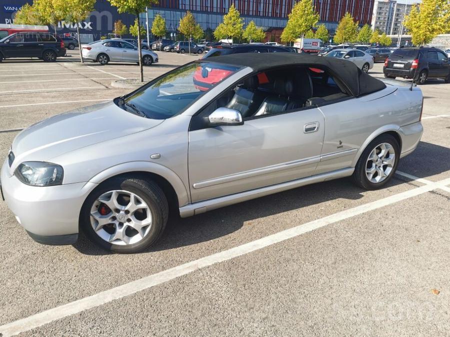 Pelēks Opel Astra 2002 Rīga, ar dzinēja tilpumu 1.80 L un nobraukumu 282 tūkst. km par 500 €, foto 6 vietnē AUTOMOTO.COM.LV