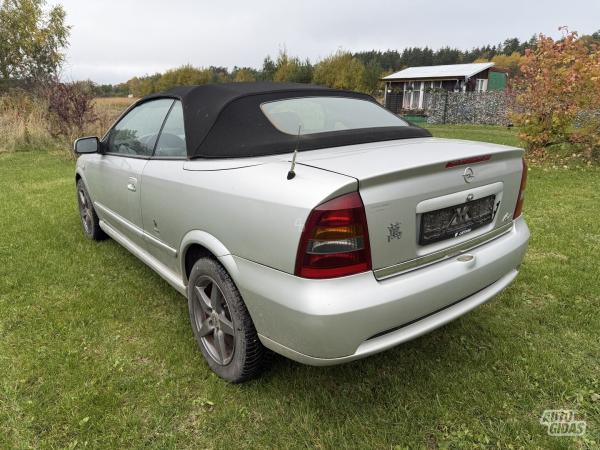 Pelēks Opel Astra 2003 Viļņa, ar dzinēja tilpumu 2.20 L un nobraukumu 331 tūkst. km par 850 €, foto 7 vietnē AUTOMOTO.COM.LV