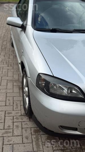 Grey Opel Astra 2005 in Riga, with an engine capacity of 2.20 L and mileage of 293 thousand km for 900 €, photo 9 on AUTOMOTO.COM.LV