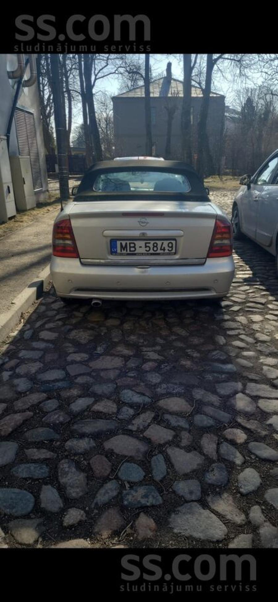 Grey Opel Astra 2005 in Riga, with an engine capacity of 2.20 L and mileage of 293 thousand km for 900 €, photo 14 on AUTOMOTO.COM.LV