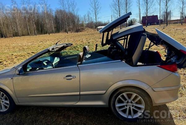 Pelēks Opel Astra 2006 Cēsis, ar dzinēja tilpumu 2.00 L un nobraukumu 193 tūkst. km par 2400 €, foto 5 vietnē AUTOMOTO.COM.LV