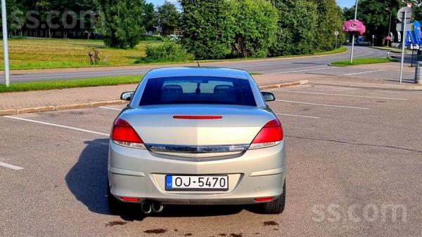 Pelēks Opel Astra 2006 Cēsis, ar dzinēja tilpumu 2.00 L un nobraukumu 193 tūkst. km par 2400 €, foto 11 vietnē AUTOMOTO.COM.LV