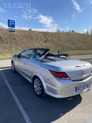 Pelēks Opel Astra 2007 Daugavpils, ar dzinēja tilpumu 1.90 L un nobraukumu 271 tūkst. km par 2300 €, foto 8 vietnē AUTOMOTO.COM.LV
