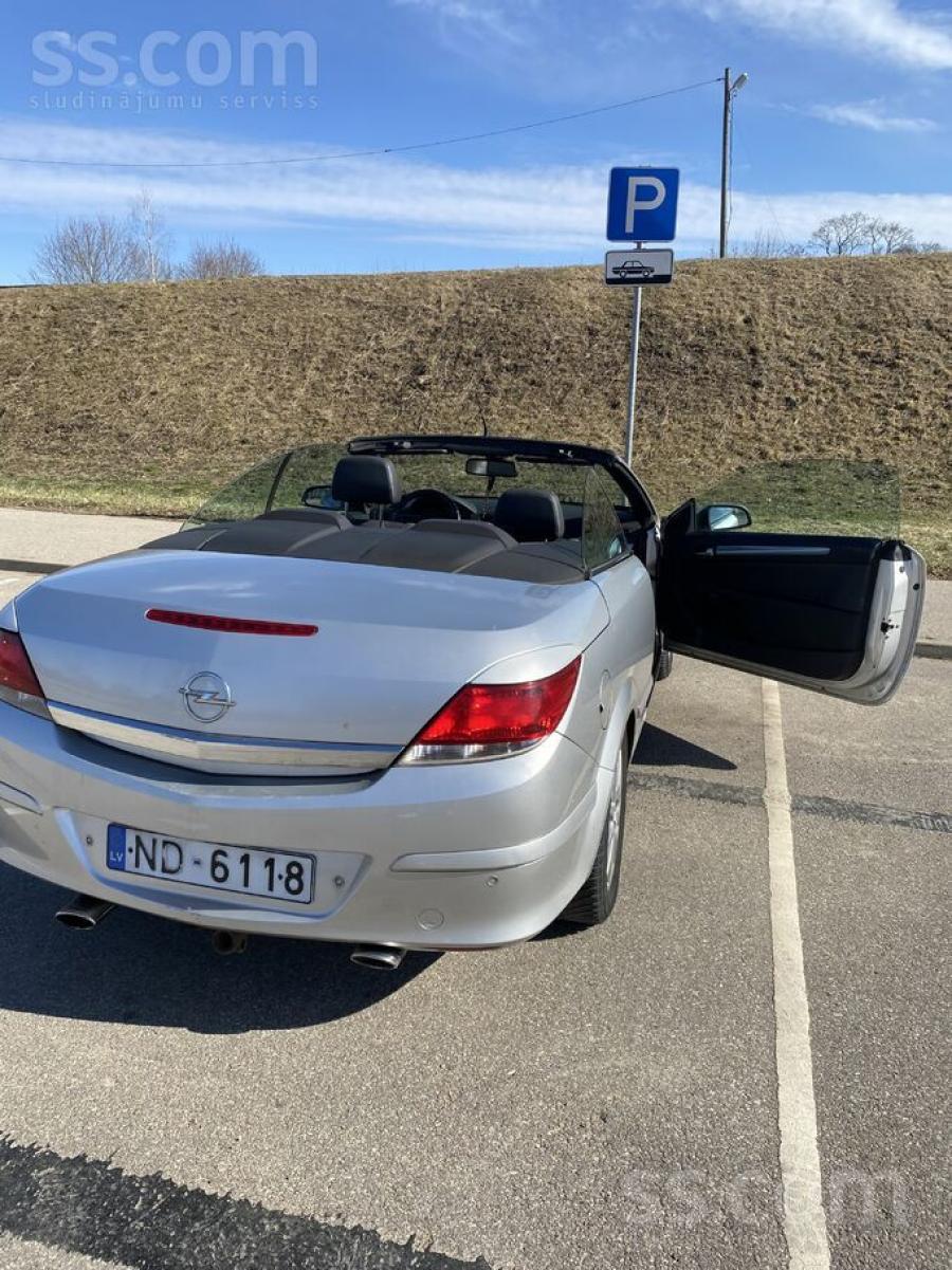 Pelēks Opel Astra 2007 Daugavpils, ar dzinēja tilpumu 1.90 L un nobraukumu 271 tūkst. km par 2300 €, foto 9 vietnē AUTOMOTO.COM.LV