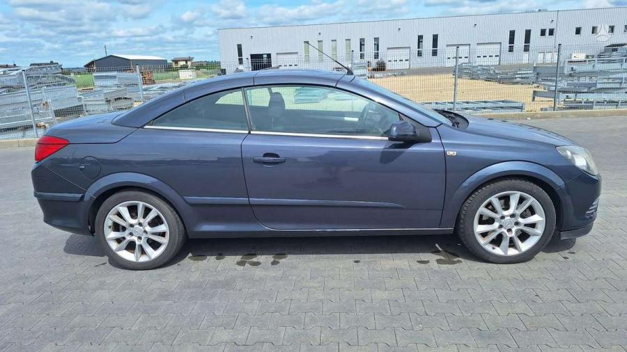 Pelēks Opel Astra 2007 Kauņa, ar dzinēja tilpumu 1.91 L un nobraukumu 210 tūkst. km par 2200 €, foto 11 vietnē AUTOMOTO.COM.LV
