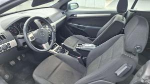 Pelēks Opel Astra 2007 Kauņa, ar dzinēja tilpumu 1.91 L un nobraukumu 210 tūkst. km par 2200 €, foto 13 vietnē AUTOMOTO.COM.LV