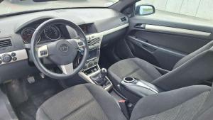 Pelēks Opel Astra 2007 Kauņa, ar dzinēja tilpumu 1.91 L un nobraukumu 210 tūkst. km par 2200 €, foto 17 vietnē AUTOMOTO.COM.LV