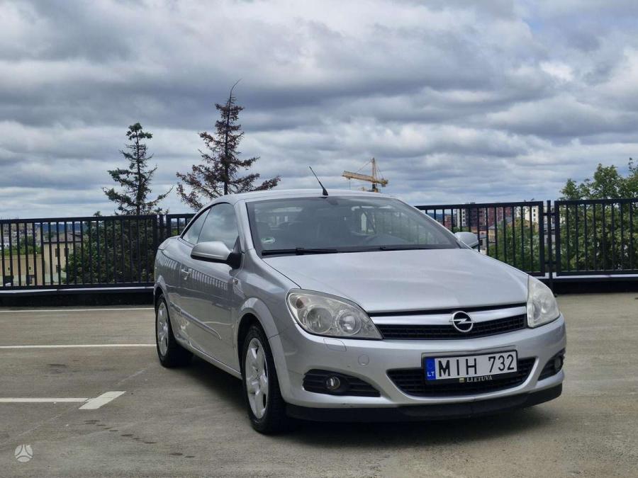 Pelēks Opel Astra 2007 Viļņa, ar dzinēja tilpumu 1.91 L un nobraukumu 236 tūkst. km par 3150 €, foto 3 vietnē AUTOMOTO.COM.LV