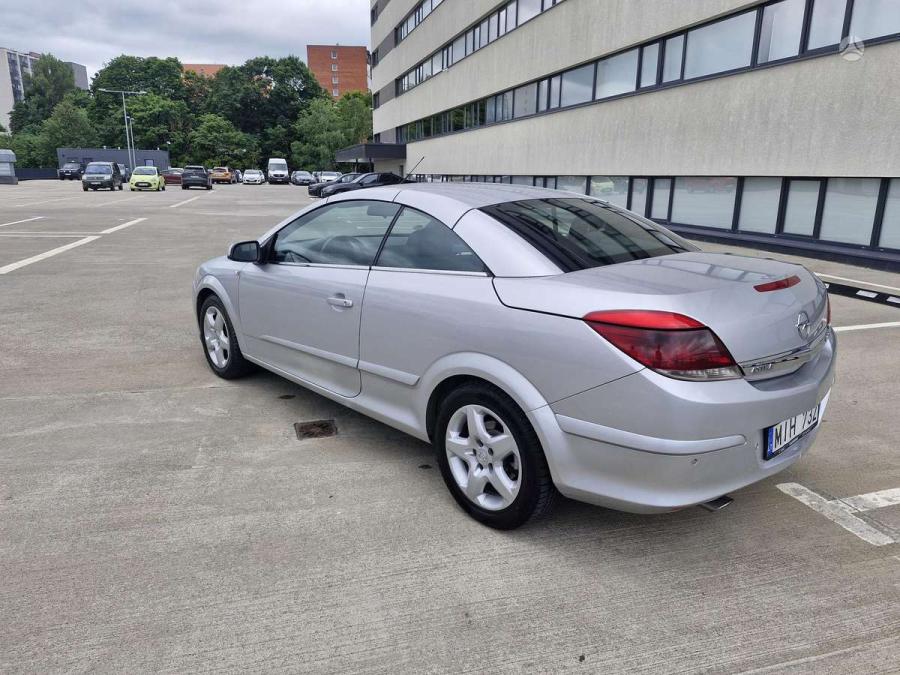 Pelēks Opel Astra 2007 Viļņa, ar dzinēja tilpumu 1.91 L un nobraukumu 236 tūkst. km par 3150 €, foto 7 vietnē AUTOMOTO.COM.LV