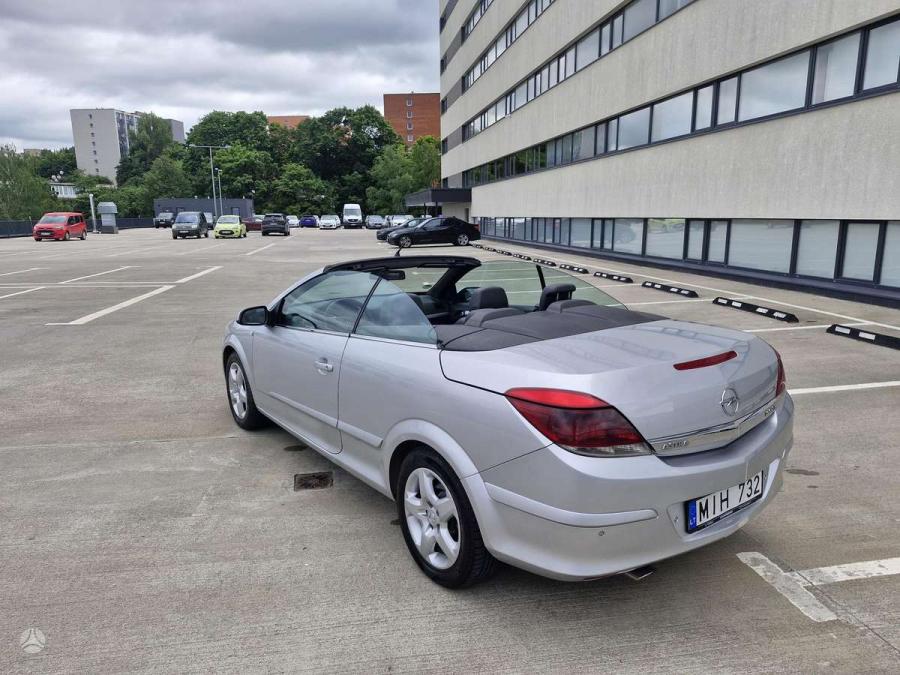 Pelēks Opel Astra 2007 Viļņa, ar dzinēja tilpumu 1.91 L un nobraukumu 236 tūkst. km par 3150 €, foto 11 vietnē AUTOMOTO.COM.LV