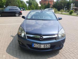 Pelēks Opel Astra 2007 Kazlų Rūda, ar dzinēja tilpumu 1.90 L un nobraukumu 237 tūkst. km par 1950 €, foto 5 vietnē AUTOMOTO.COM.LV