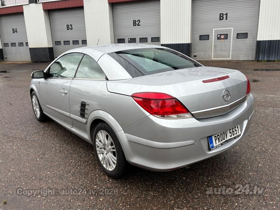Grey Opel Astra 2007 in Tartu, with an engine capacity of 1.60 L and mileage of 150 thousand km for 3490 €, photo 10 on AUTOMOTO.COM.LV
