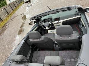 Grey Opel Astra 2007 in Tartu, with an engine capacity of 1.60 L and mileage of 150 thousand km for 3490 €, photo 13 on AUTOMOTO.COM.LV