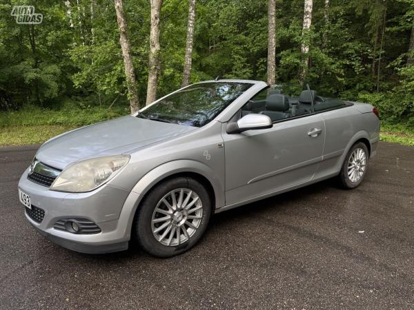 Pelēks Opel Astra 2008 Alīta, ar dzinēja tilpumu 1.90 L un nobraukumu 370 tūkst. km par 3000 €, foto 1 vietnē AUTOMOTO.COM.LV