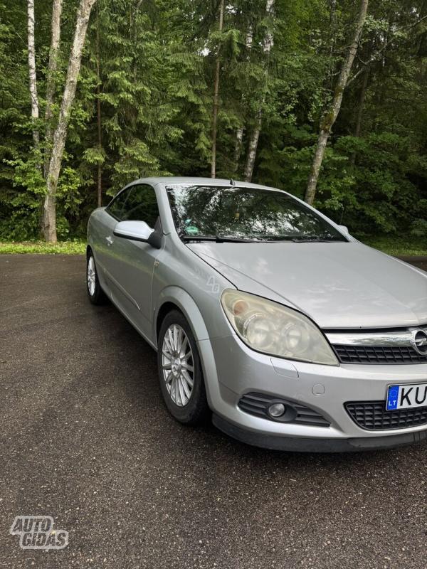 Pelēks Opel Astra 2008 Alīta, ar dzinēja tilpumu 1.90 L un nobraukumu 370 tūkst. km par 3000 €, foto 10 vietnē AUTOMOTO.COM.LV