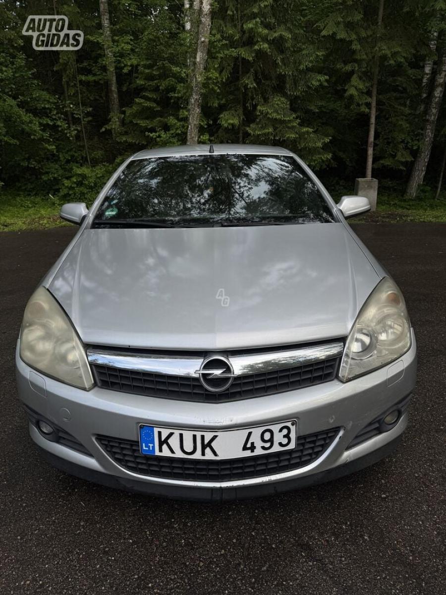 Pelēks Opel Astra 2008 Alīta, ar dzinēja tilpumu 1.90 L un nobraukumu 370 tūkst. km par 3000 €, foto 12 vietnē AUTOMOTO.COM.LV