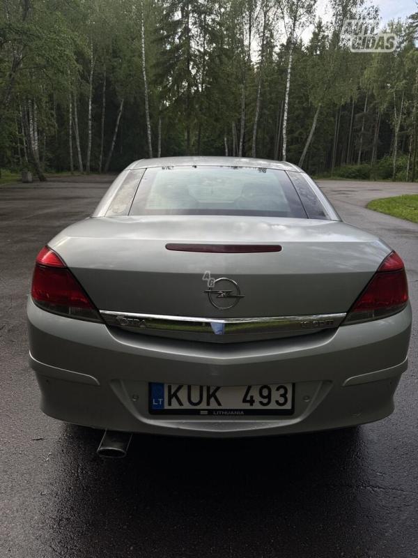 Pelēks Opel Astra 2008 Alīta, ar dzinēja tilpumu 1.90 L un nobraukumu 370 tūkst. km par 2700 €, foto 8 vietnē AUTOMOTO.COM.LV