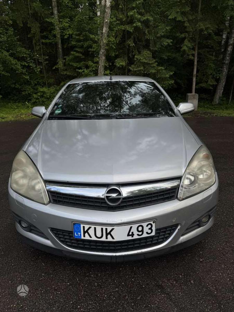 Pelēks Opel Astra 2008 Alīta, ar dzinēja tilpumu 1.91 L un nobraukumu 371 tūkst. km par 1800 €, foto 8 vietnē AUTOMOTO.COM.LV