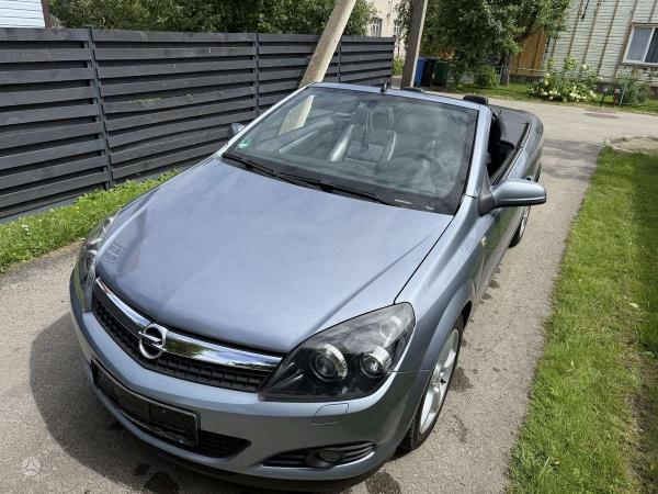 Pelēks Opel Astra 2008 Marijampole, ar dzinēja tilpumu 1.80 L un nobraukumu 240 tūkst. km par 3150 €, foto 4 vietnē AUTOMOTO.COM.LV