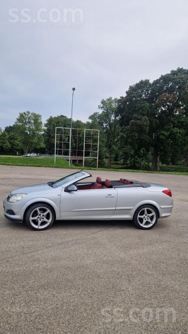 Pelēks Opel Astra 2008 Jēkabpils, ar dzinēja tilpumu 1.80 L un nobraukumu 217 tūkst. km par 2500 €, foto 3 vietnē AUTOMOTO.COM.LV