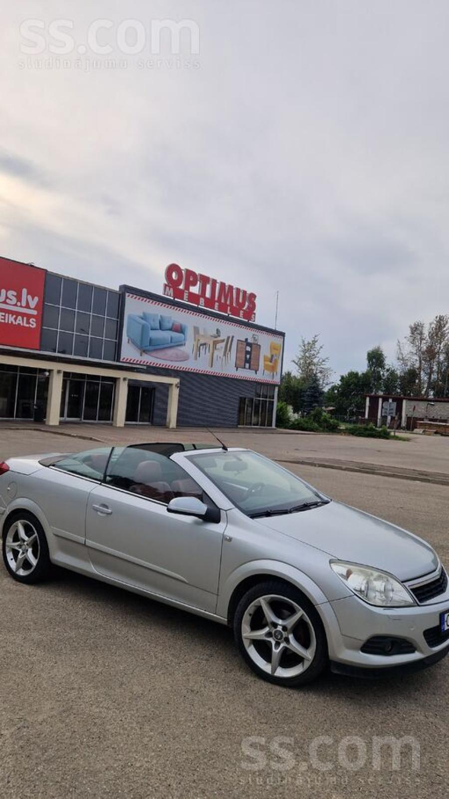 Grey Opel Astra 2008 in Jekabpils, with an engine capacity of 1.80 L and mileage of 217 thousand km for 2500 €, photo 6 on AUTOMOTO.COM.LV