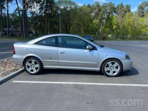 Grey Opel Astra 2000 in Daugavpils, with an engine capacity of 2.20 L and mileage of 283 thousand km for 3200 €, photo 3 on AUTOMOTO.COM.LV