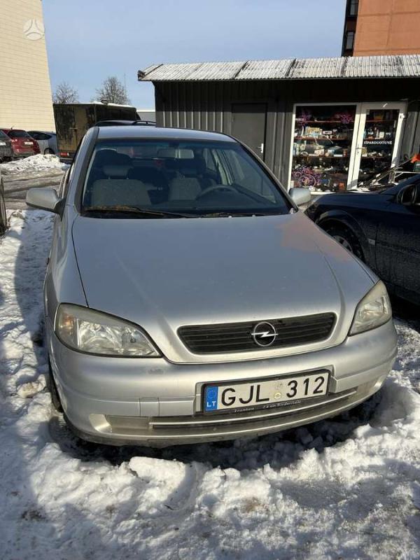 Pelēks Opel Astra 2002 Viļņa, ar dzinēja tilpumu 0.00 L un nobraukumu 255 tūkst. km par 700 €, foto 1 vietnē AUTOMOTO.COM.LV