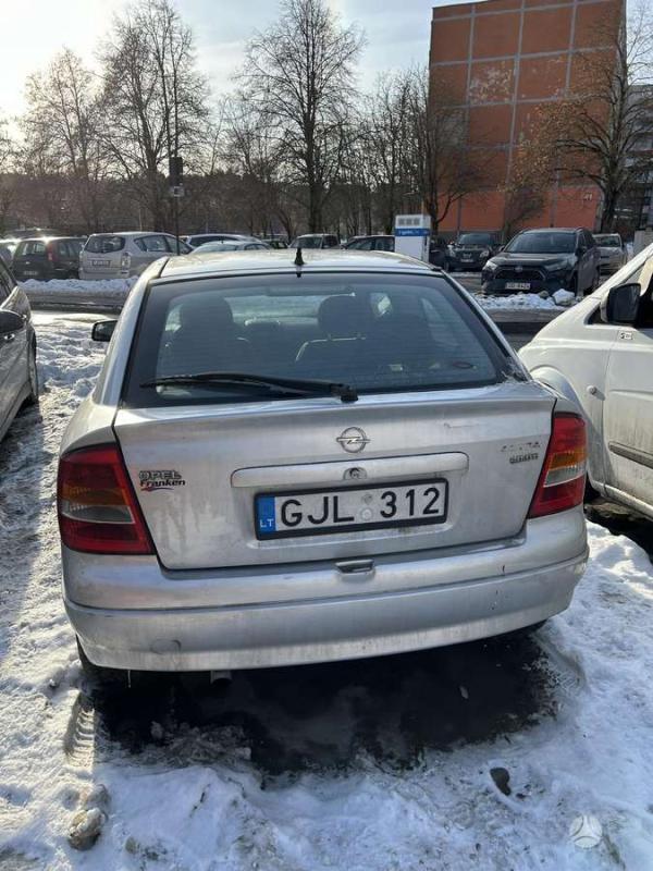 Pelēks Opel Astra 2002 Viļņa, ar dzinēja tilpumu 0.00 L un nobraukumu 255 tūkst. km par 700 €, foto 2 vietnē AUTOMOTO.COM.LV