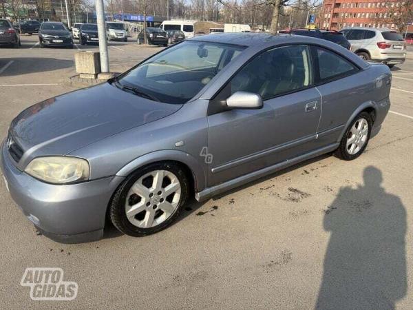 Grey Opel Astra 2004 in Vilnius, with an engine capacity of 1.80 L and mileage of 231 thousand km for 850 €, photo 4 on AUTOMOTO.COM.LV