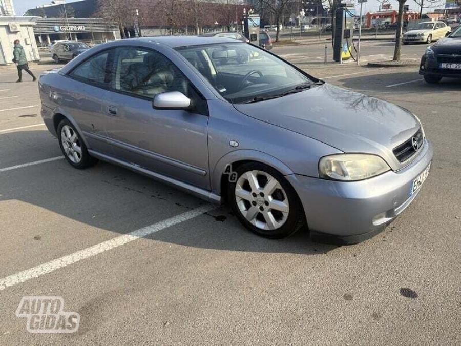 Grey Opel Astra 2004 in Vilnius, with an engine capacity of 1.80 L and mileage of 231 thousand km for 850 €, photo 8 on AUTOMOTO.COM.LV