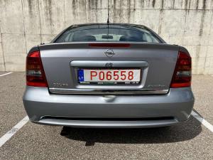 Pelēks Opel Astra 2004 Viļņa, ar dzinēja tilpumu 2.20 L un nobraukumu 188 tūkst. km par 1799 €, foto 12 vietnē AUTOMOTO.COM.LV