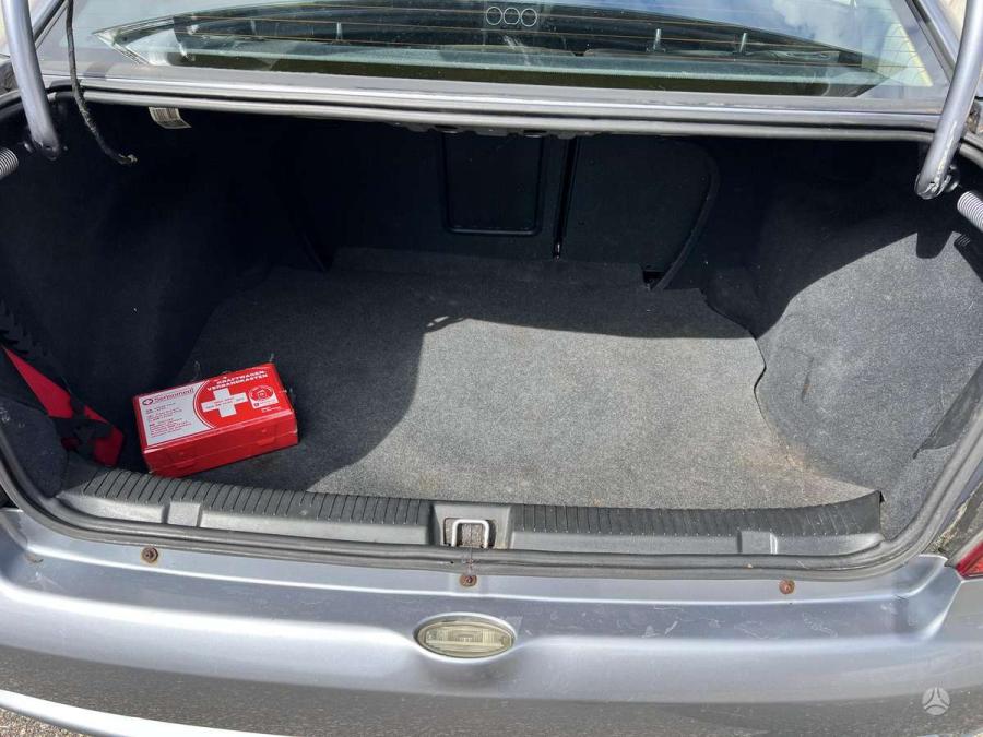 Pelēks Opel Astra 2004 Viļņa, ar dzinēja tilpumu 2.20 L un nobraukumu 188 tūkst. km par 1799 €, foto 26 vietnē AUTOMOTO.COM.LV