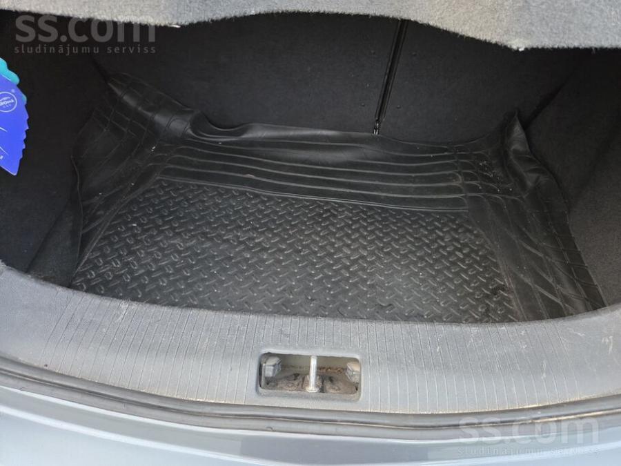 Grey Opel Astra 2005 in Ogre, with an engine capacity of 1.70 L and mileage of 0 thousand km for 2000 €, photo 5 on AUTOMOTO.COM.LV