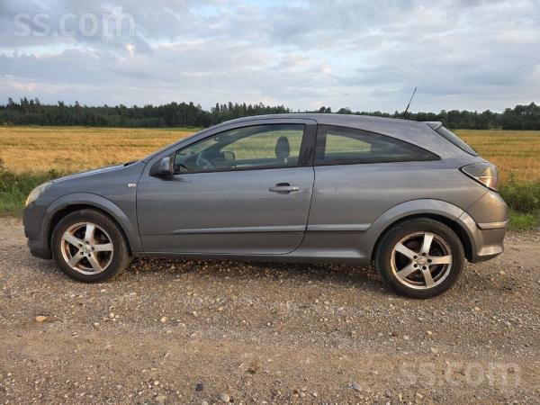 Grey Opel Astra 2005 in Ogre, with an engine capacity of 1.70 L and mileage of 0 thousand km for 2000 €, photo 1 on AUTOMOTO.COM.LV