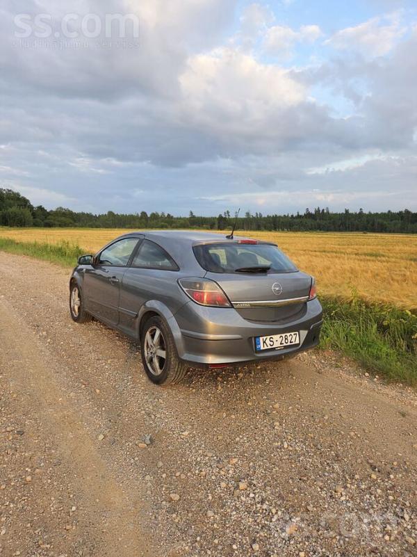 Grey Opel Astra 2005 in Ogre, with an engine capacity of 1.70 L and mileage of 0 thousand km for 2000 €, photo 2 on AUTOMOTO.COM.LV