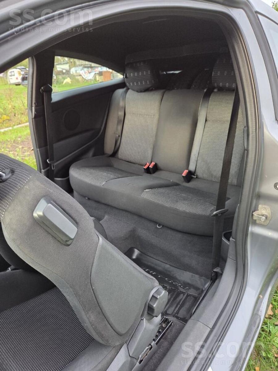Pelēks Opel Astra 2005 Ogre, ar dzinēja tilpumu 1.70 L un nobraukumu 0 tūkst. km par 1400 €, foto 13 vietnē AUTOMOTO.COM.LV