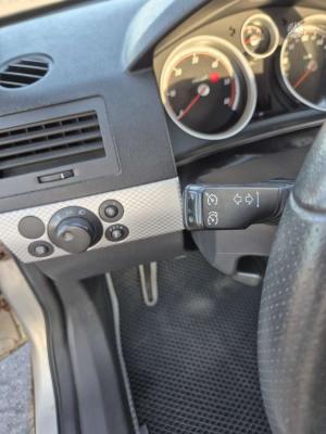 Pelēks Opel Astra 2005 Viļņa, ar dzinēja tilpumu 1.91 L un nobraukumu 339 tūkst. km par 900 €, foto 14 vietnē AUTOMOTO.COM.LV