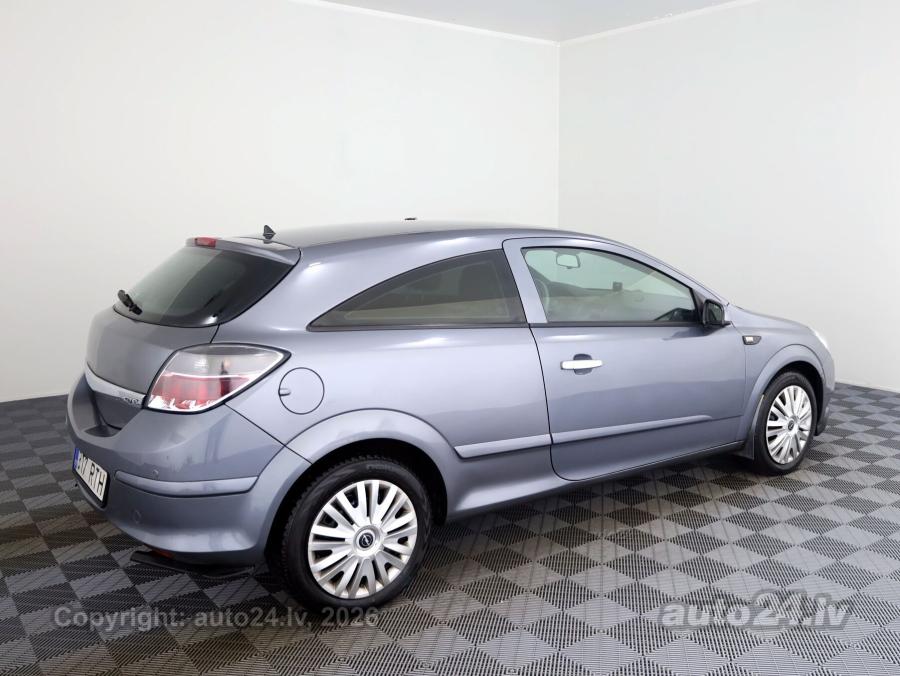 Pelēks Opel Astra 2006 Tallina, ar dzinēja tilpumu 1.90 L un nobraukumu 289 tūkst. km par 799 €, foto 4 vietnē AUTOMOTO.COM.LV
